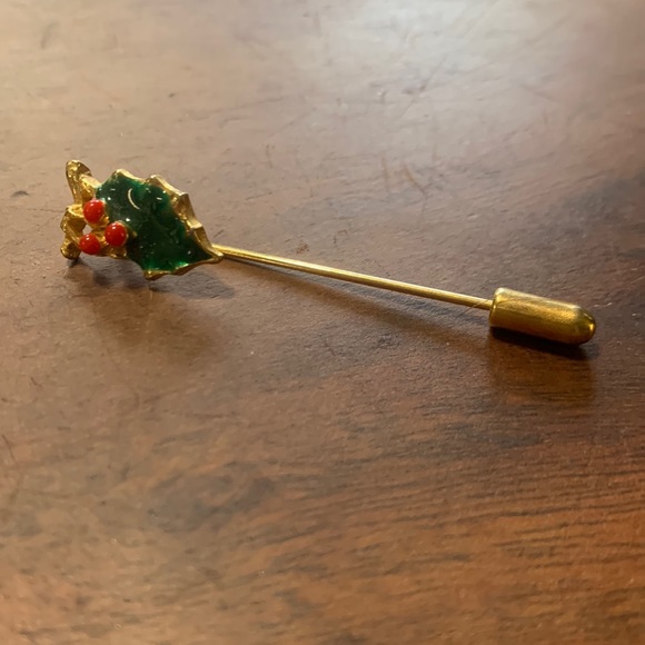 Accessories | Vintage Enamel Hat Pin Holly Leaf And Berries | Poshmark